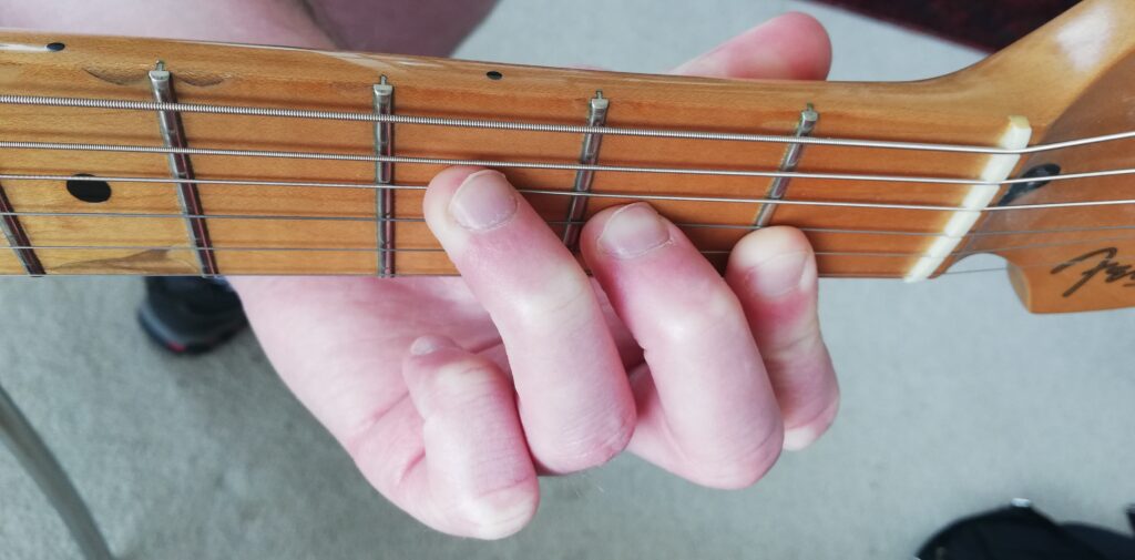 Barre chords for beginner guitarists. - Milton Keynes Guitar Tuition