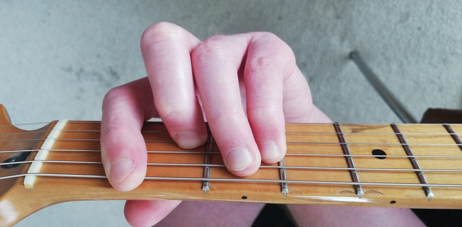 Barre Chords For Beginner Guitarists Milton Keynes Guitar Tuition barre-chords-for-beginner-guitarists-milton-keynes-guitar-tuition